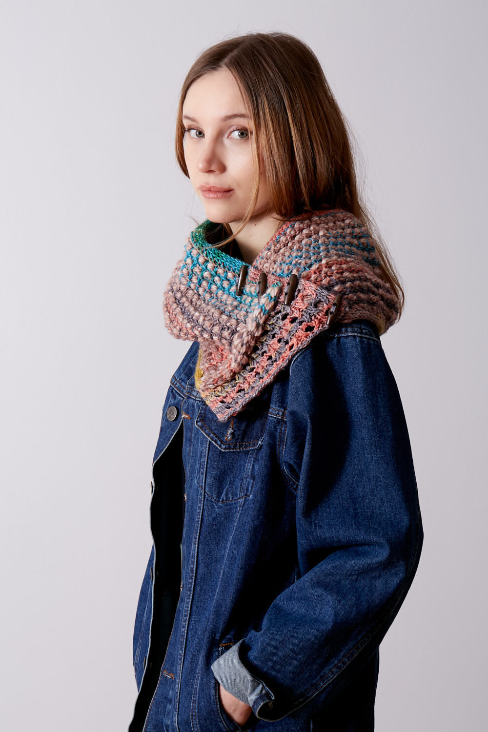 Vitray Cowl – Urth Yarns